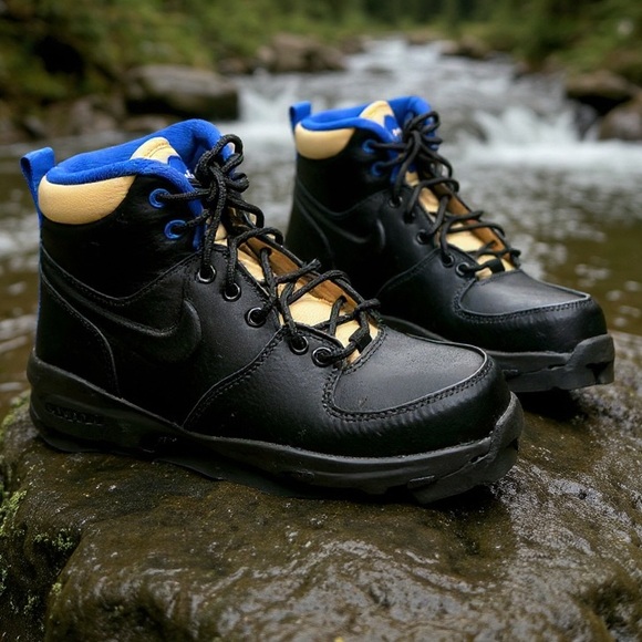 Nike | Shoes | Nike Moana Leather Triple Black Boots Youth 35 New ...